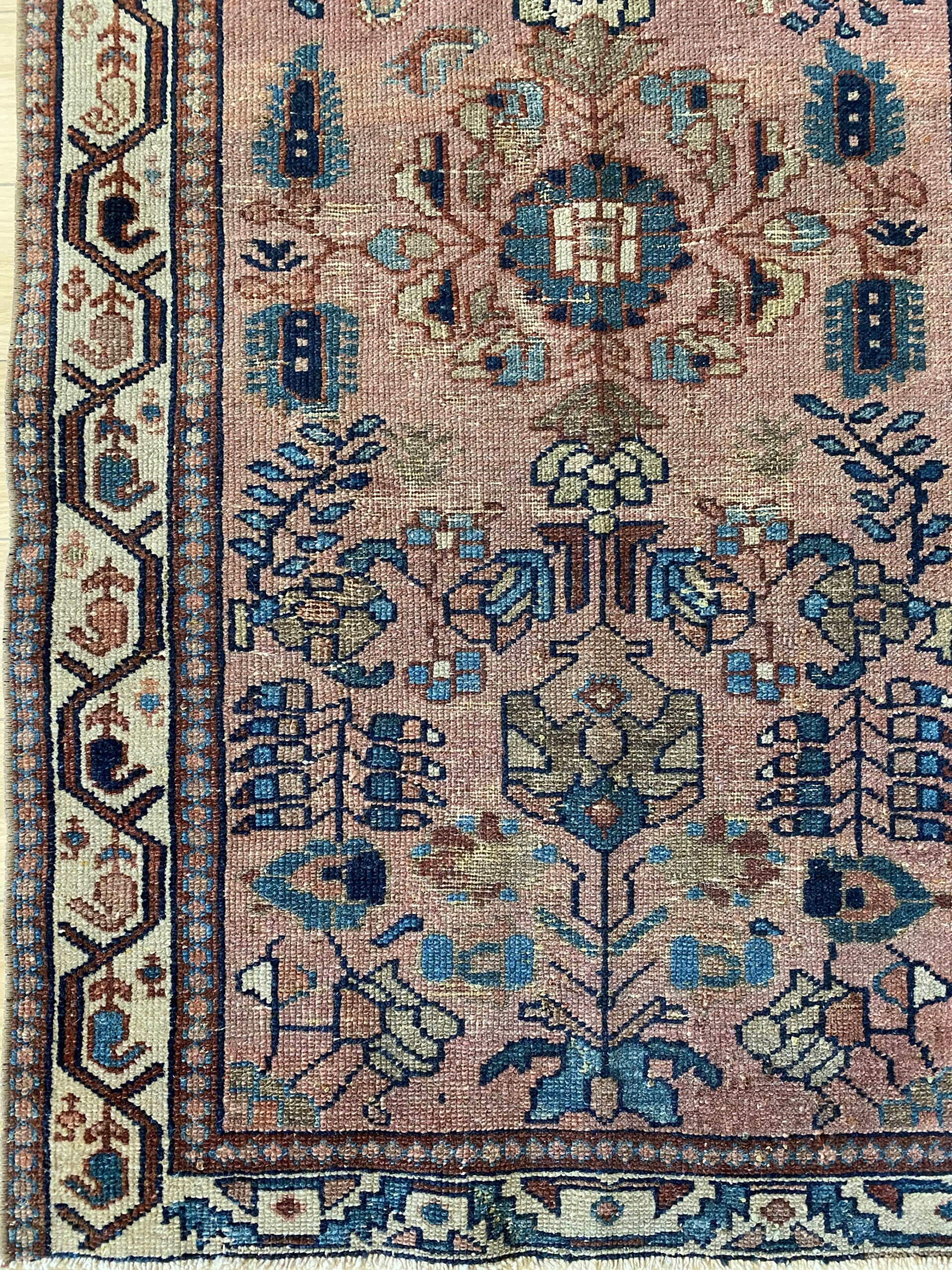 Flora, 2’7”*4’9” feet – HANDPICKED ARTIFACTS